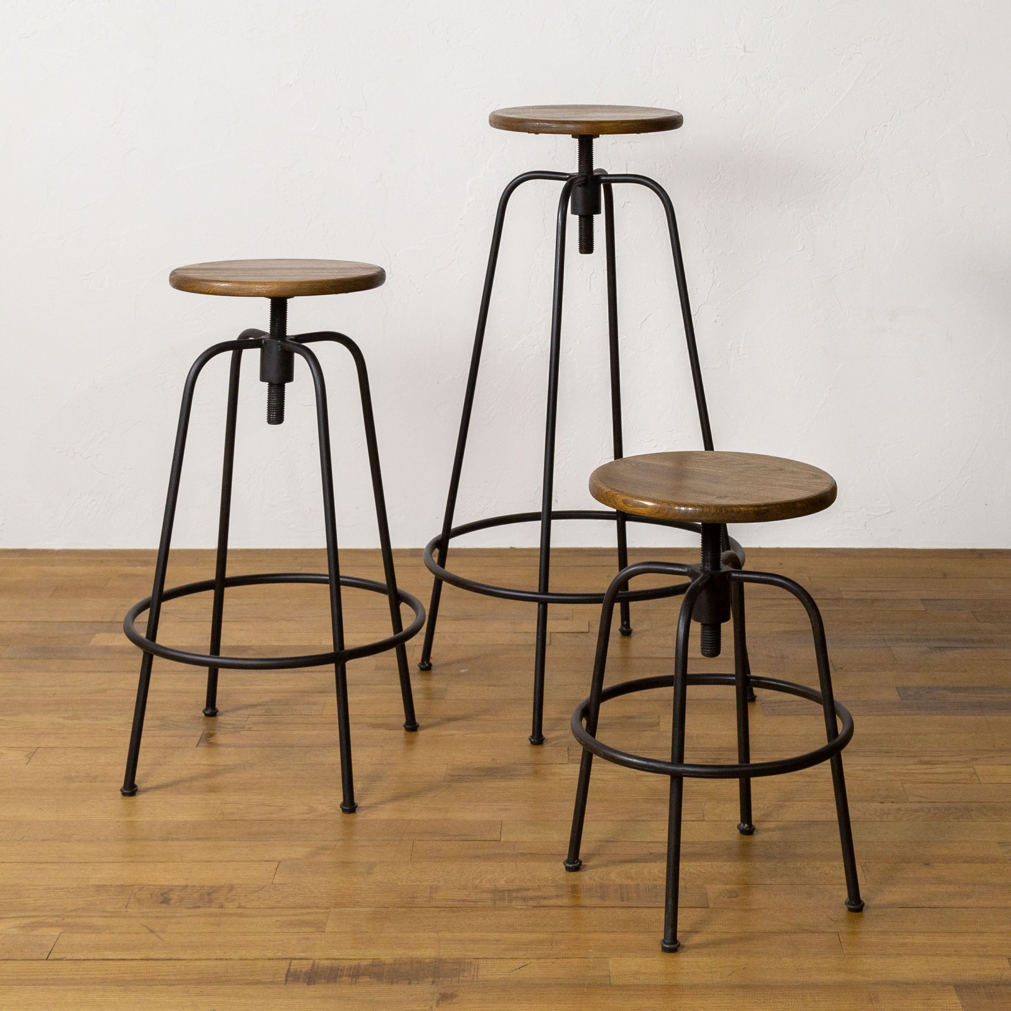 STOOL - IRON / ADJUSTABLE SCREW TYPE | T-PLASTER ONLINE STORE